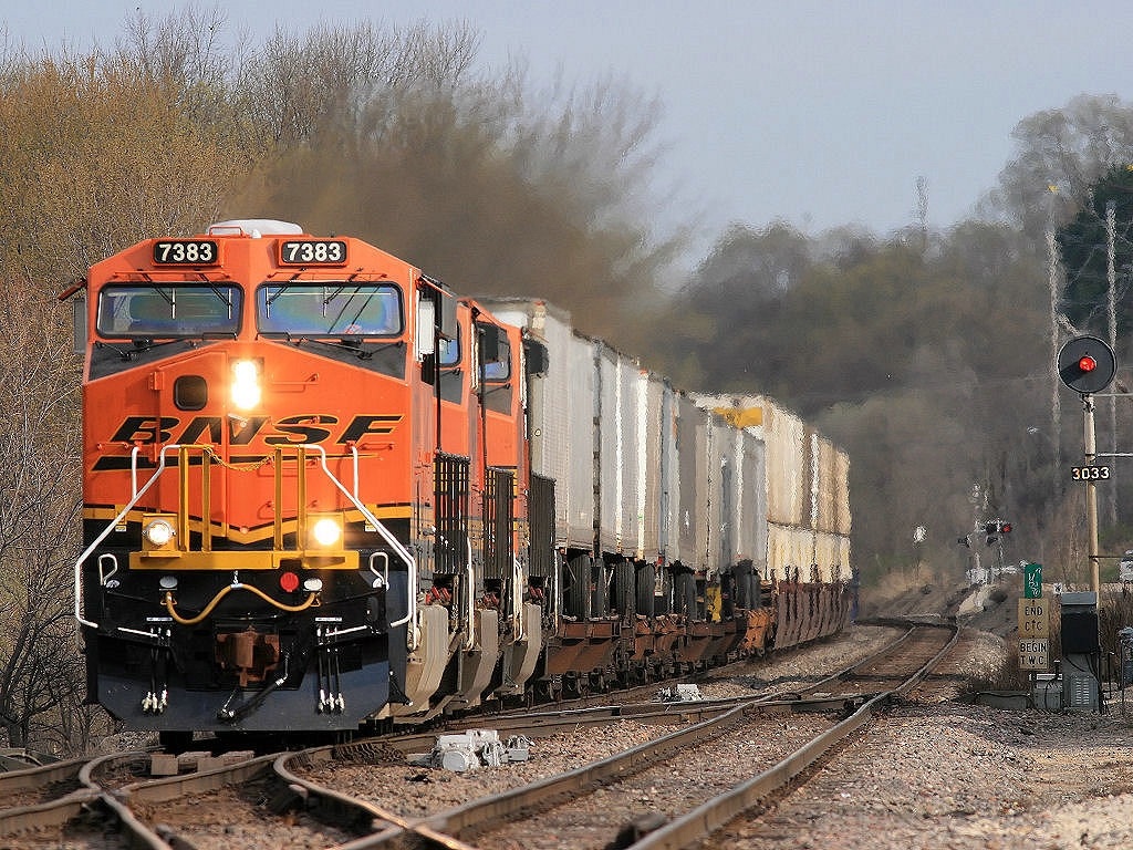 BNSF 7383